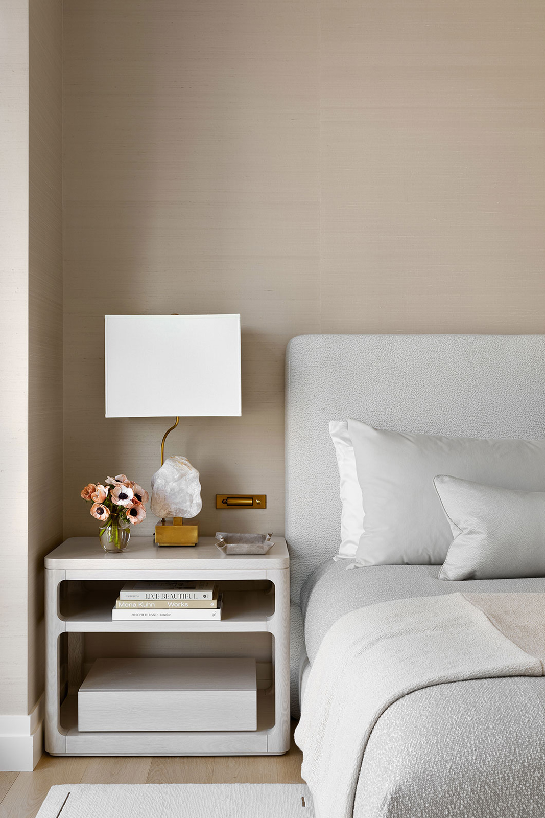 YINJISPACE - Workshop APD x Tribeca Waterfront Apartment